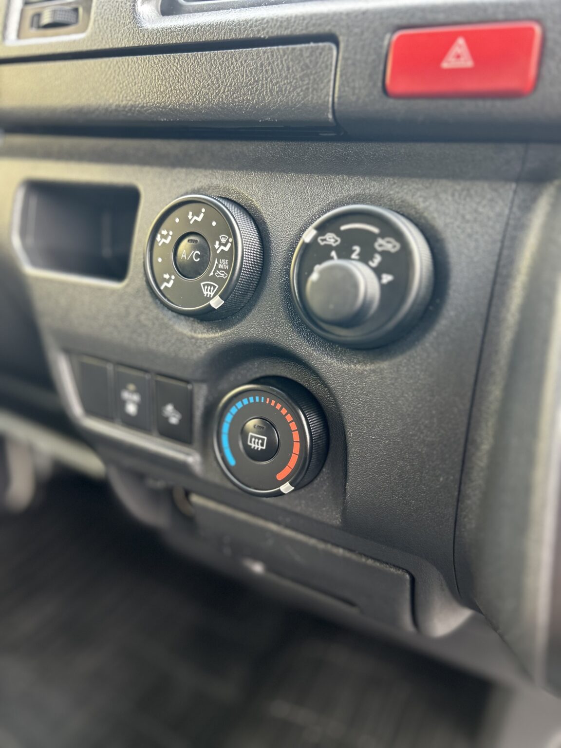 Toyota Hiace 2020 GDH201 DX Turbo Diesel - JDM MotorWorks