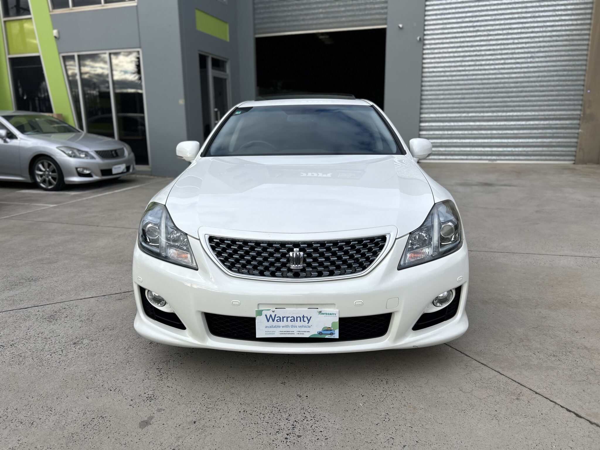 Toyota Crown Athlete GRS204 G Pack - JDM MotorWorks